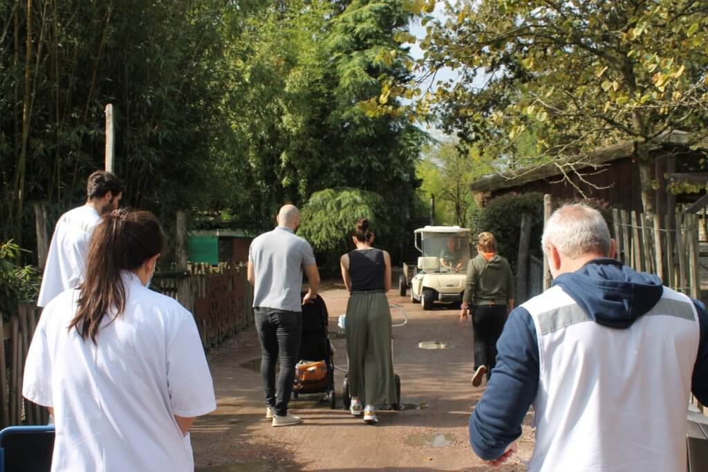 Sortie au zoo pour Lucien et ses parents - Les Liens du Cœur